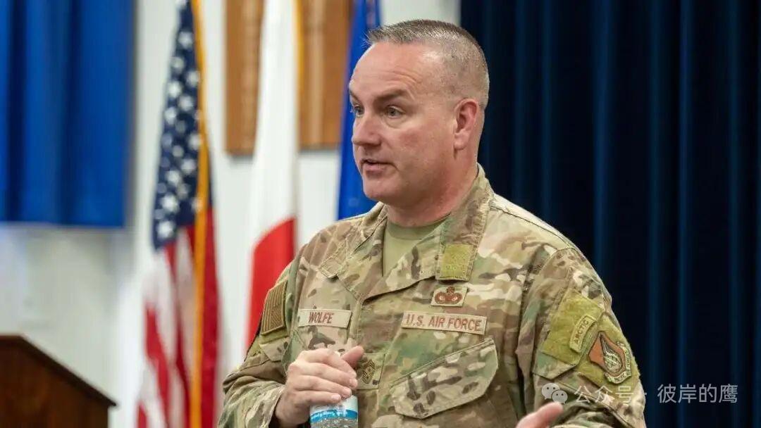 desert 的想法: 沃尔夫任美空军总军士长 | 11月6日，美空军空战司令部总军士长沃尔夫Chief Master Sgt. David ...