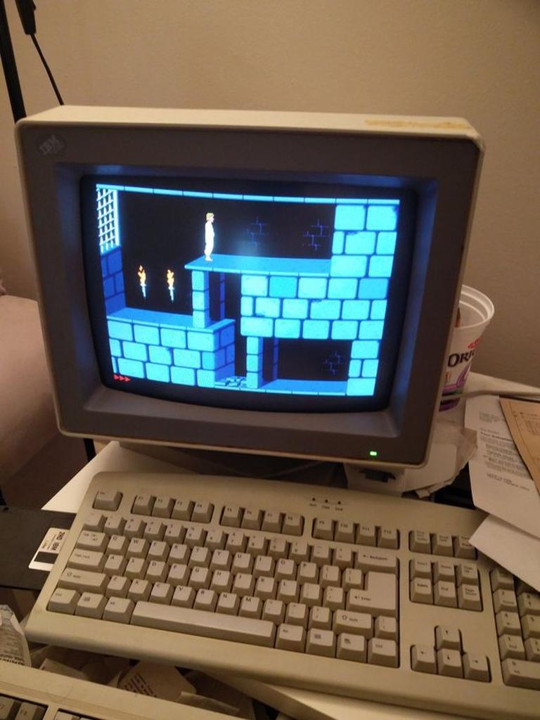 在当代使用古董电脑是一种什么样的体验？ - 知乎