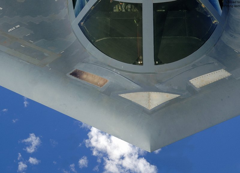 美国B2轰炸机是如何做到隐身的？ - 知乎