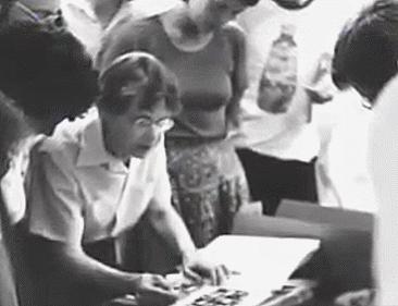 她靠种玉米发现了遗传学超越时代的秘密，却遭受了30多年的冷遇，81岁终获诺奖 - 知乎