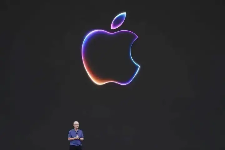 苹果2024发布会LOGO设计，回看近些年苹果发布会LOGO设计，每一次都与众不同！ | 燕雀光年LOGO设计