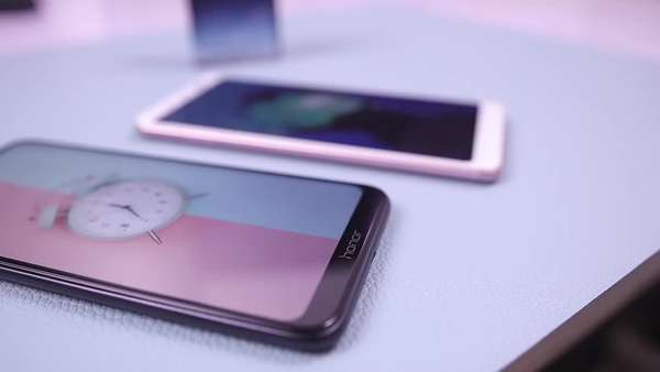 荣耀畅玩8C vs 红米Note5续航测试：谁能更持久？ - 知乎