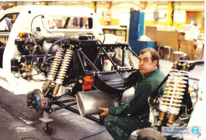 没赶上好时代的B组拉力赛神兽——Ford RS200 - 知乎