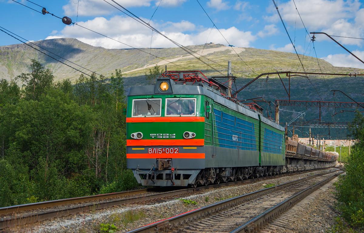【铁道科普】苏联直—直流电传动电力机车的巅峰之作——VL15型电力机车 - 知乎