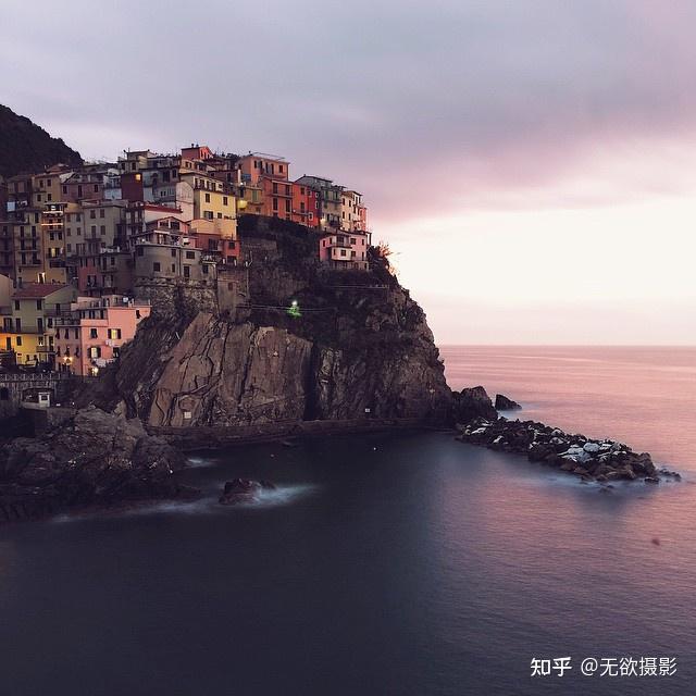 摄影师Simone Bramante来自意大利，自称是一位讲故事的人。他的照片充满了故事感和代入感，常常让人误以为是电影镜头中的一帧。 - 知乎