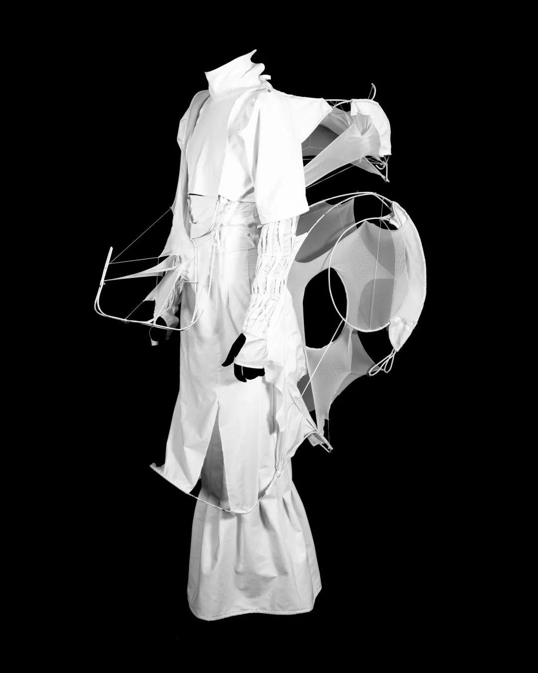 年末大秀直播筹备中！CSM WHITE SHOW 上年度作品回顾 - 知乎