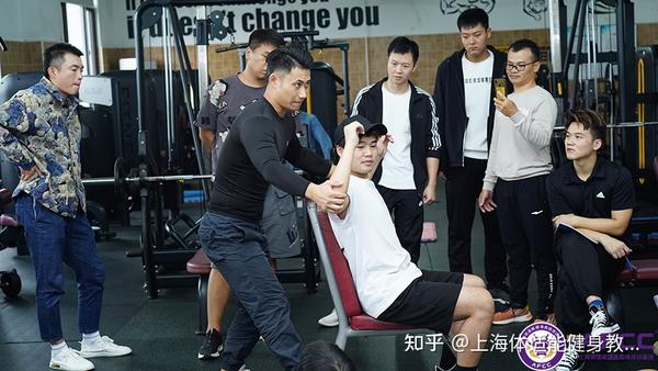 上海健身教练工资多少钱一个月呢? 知乎