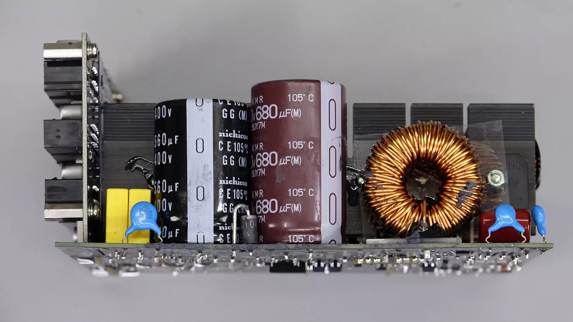 拆解报告：Segotep鑫谷1250W昆仑KL-1250G ATX3.0金牌全模电源SG-1350G - 知乎