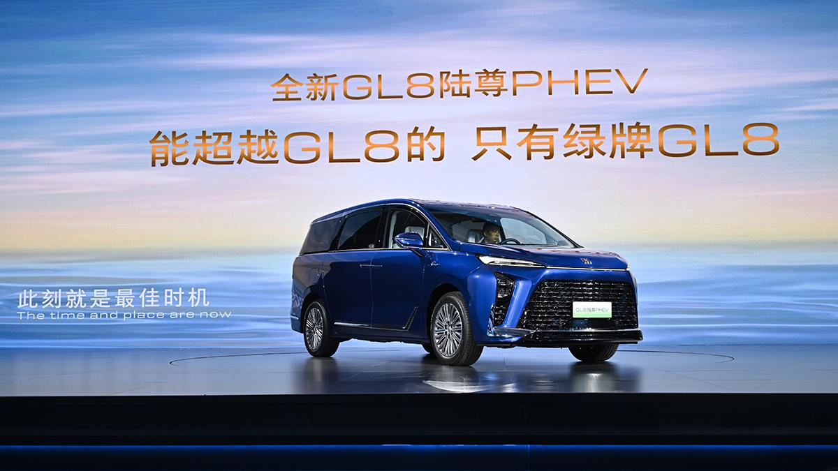 打响高端MPV市场第一枪，GL8陆尊PHEV开年即开卷 - 知乎
