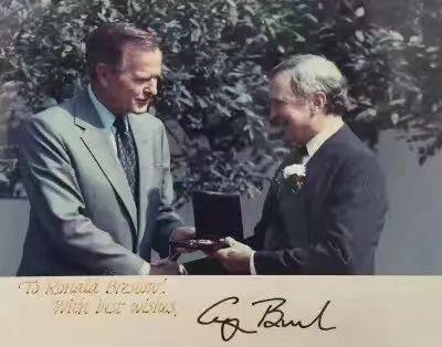 化学大师的跨界和坚守——纪念Ronald Breslow教授 - 知乎