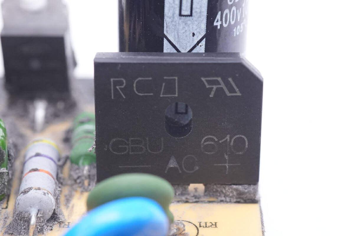 拆解报告：AIMA爱玛218W锂电专用充电器DZL482001 - 知乎