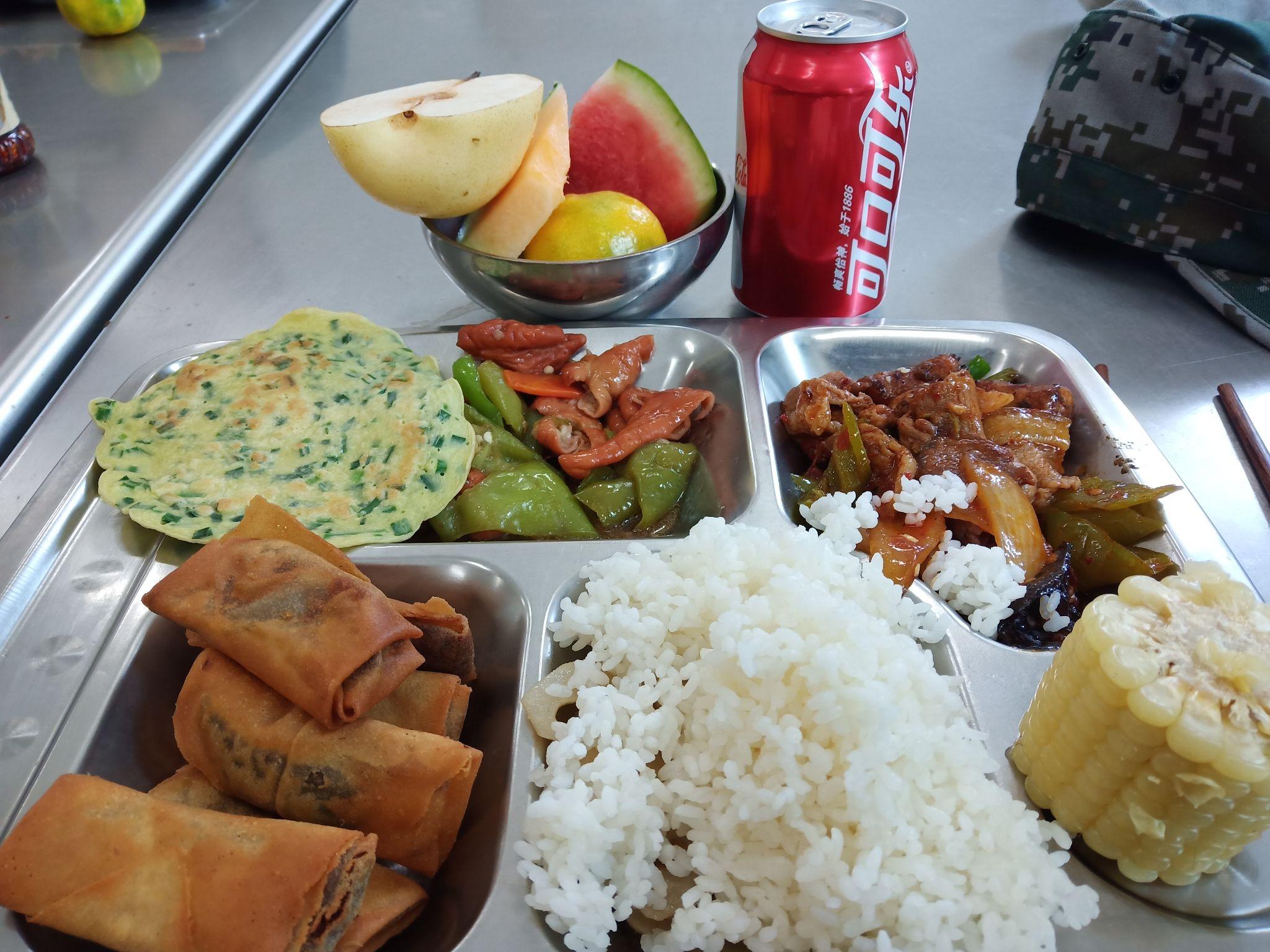 部队伙食如何？ - 知乎