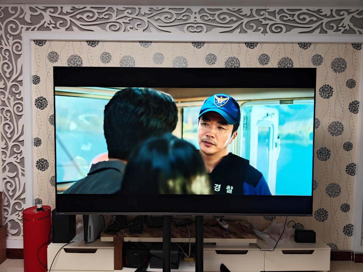 海信E5Q电视深度测评：4K150Hz ADS-Pro AGLR墨晶屏电视 - 知乎