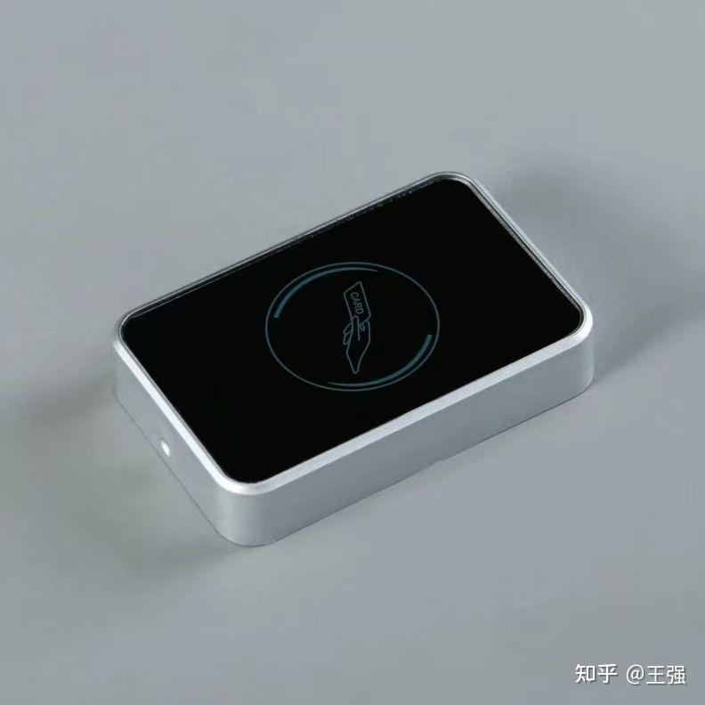 详细介绍了智能门禁一卡通系统全流程技术方案:硬件参数及系统通讯协议,提供sdk开发支持。施工布线。软件平台集成门禁、考勤、梯控等功能。通过统一数据库实现多子系统集成,满足企业、园区等场景的无感