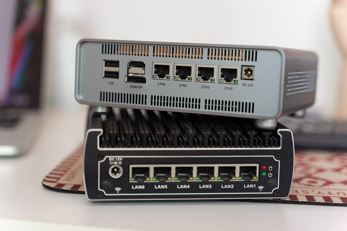 NAS也能当软路由了！在飞牛OS上部署旁路由、体验OpenWRT乐趣！ - 知乎