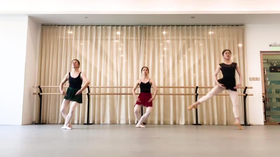 英皇考试必看 （三） - sissonne的视频讲解 - 知乎