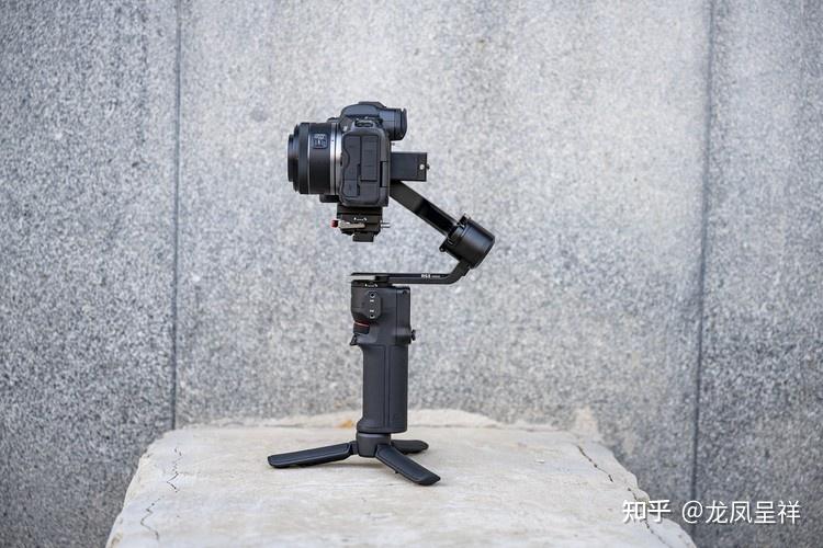 大疆RS 3 Mini评测：795克的专业级微单稳定器 - 知乎