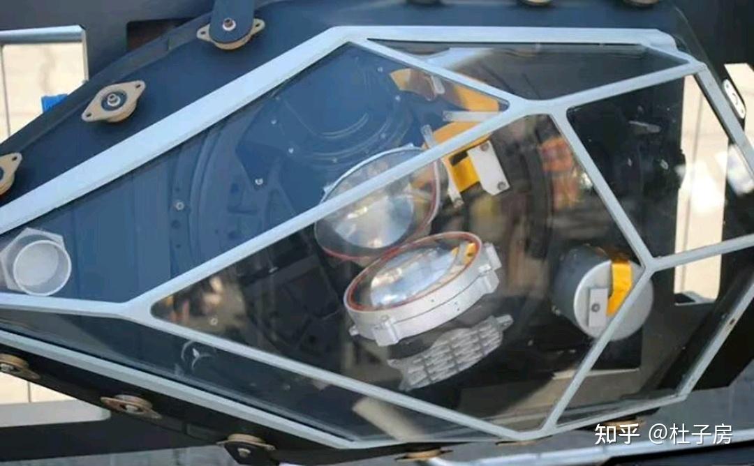 歼20机头下的到底是EOTS还是IRST？ - 知乎