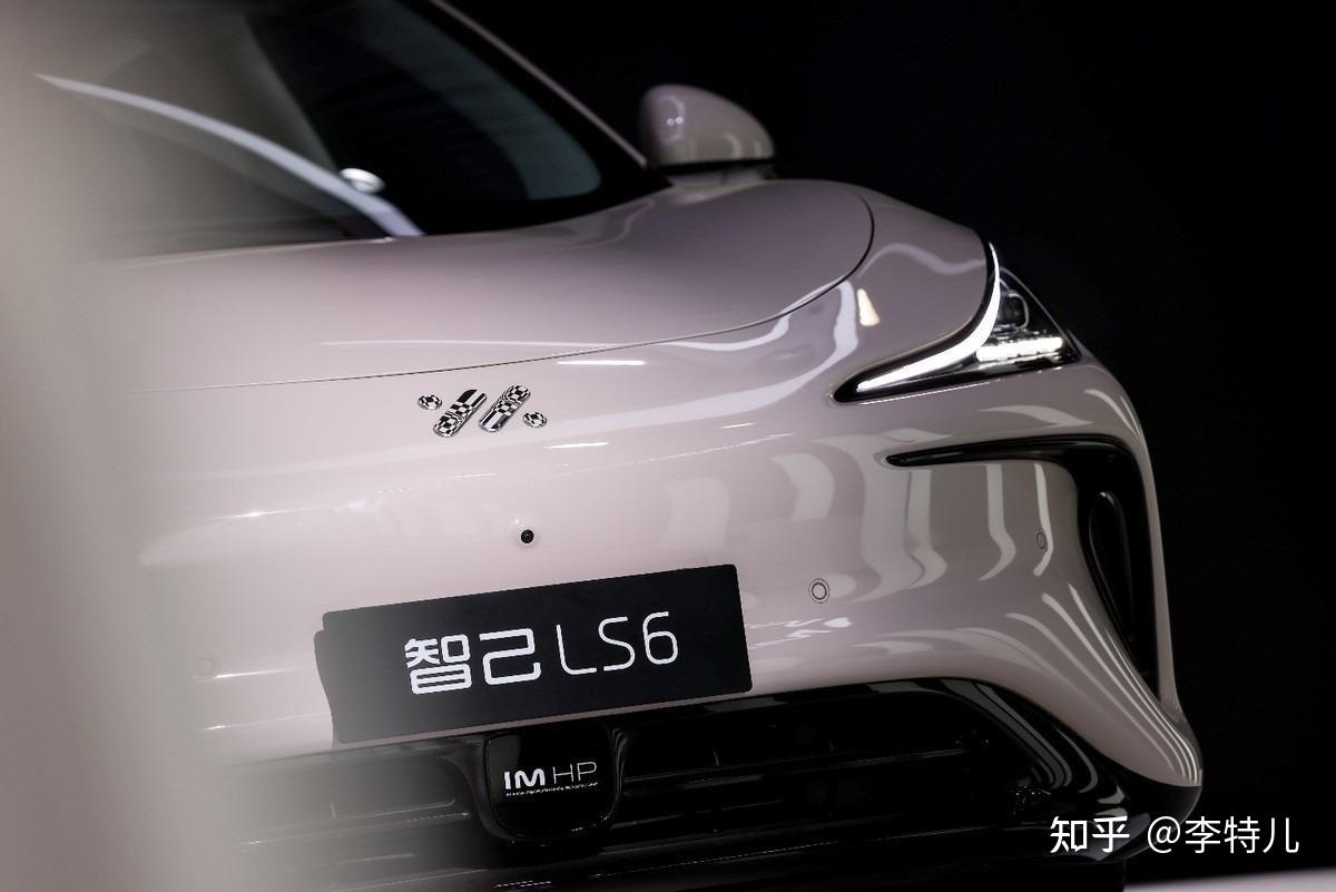 盘点成都车展：智己LS6 全球首秀，预售23万起，性能比肩百万超跑 - 知乎