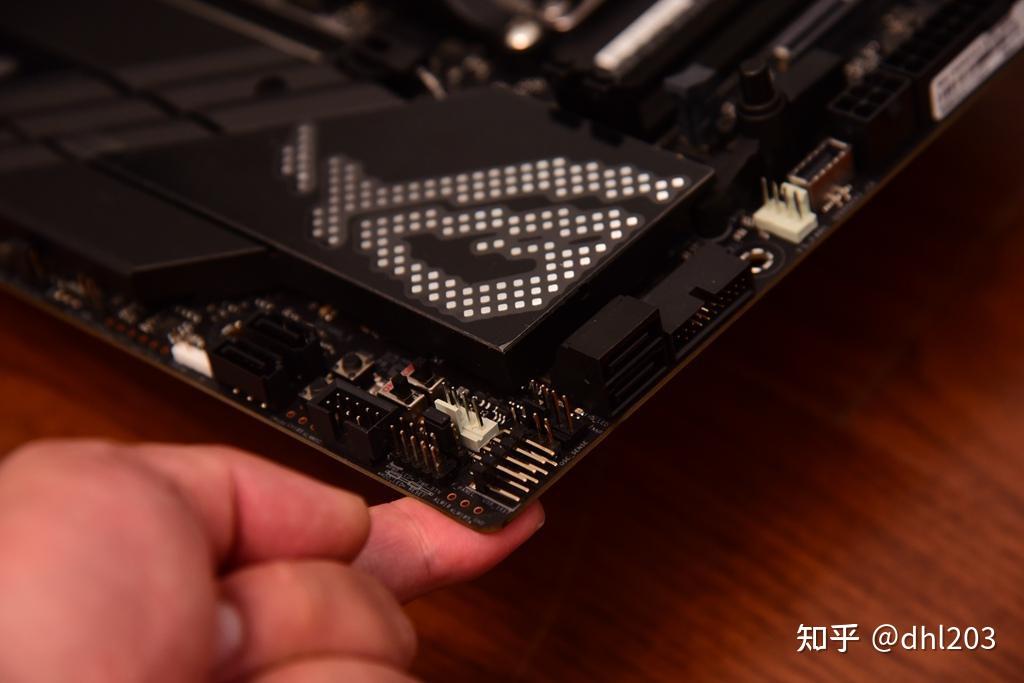 打游戏，升不升？实战AMD ZEN4平台WIN10 与11性能对比 - 知乎