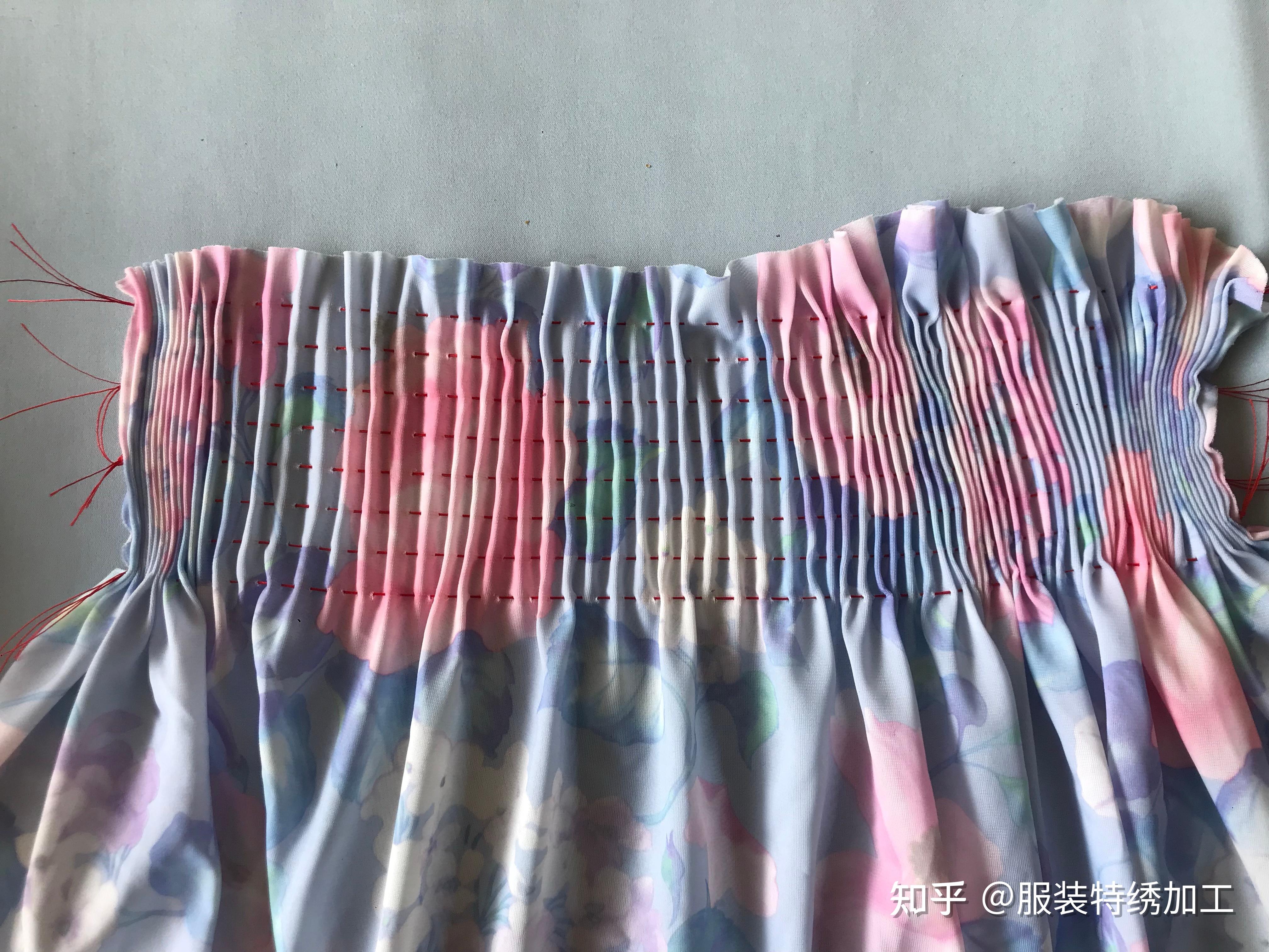 【缩褶绣面料抽褶】科普特种绣花加工工艺，分享汉服面料褶皱工艺。 - 知乎