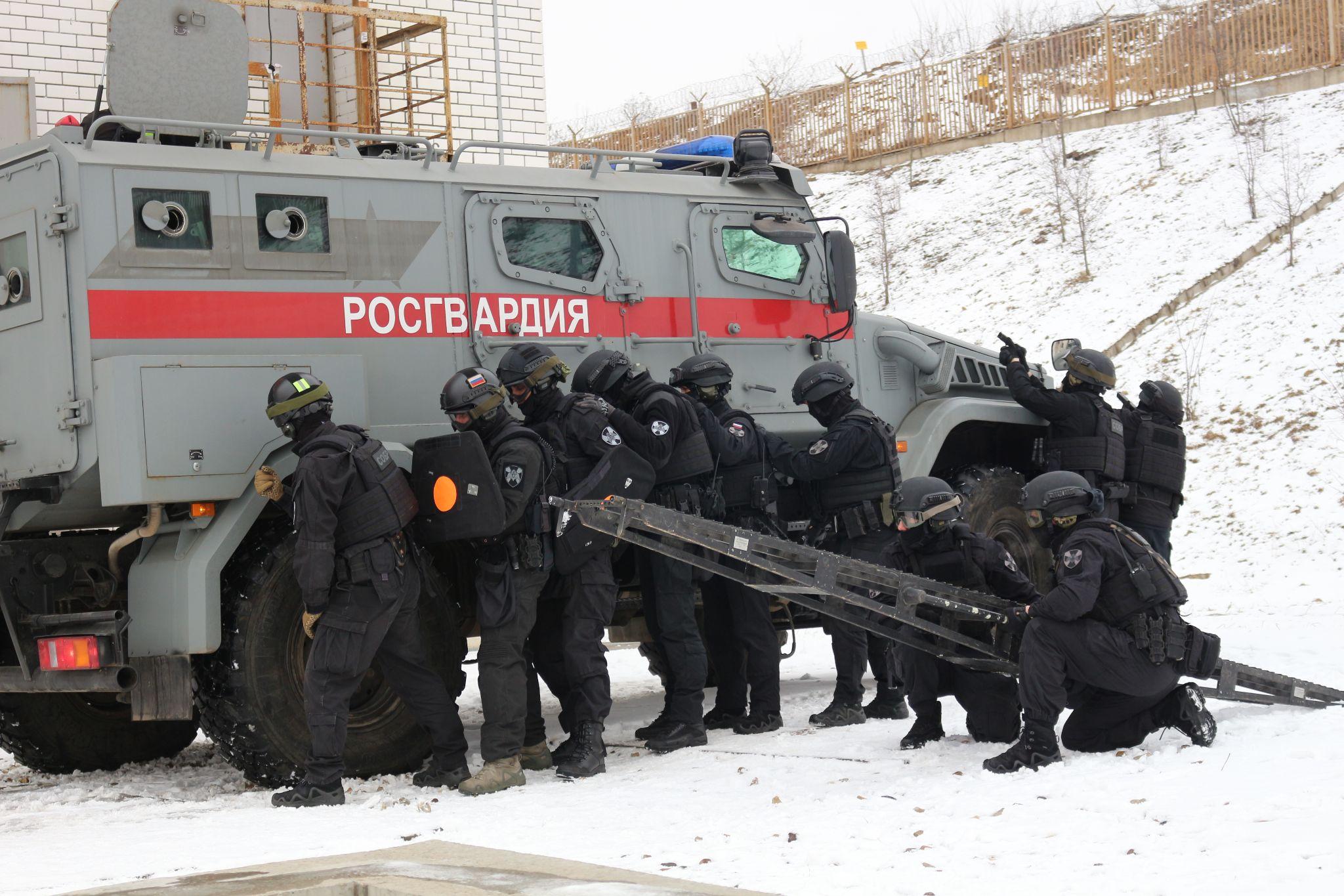 俄联邦国民警卫队的双刃—OMOH与СОБР - 知乎