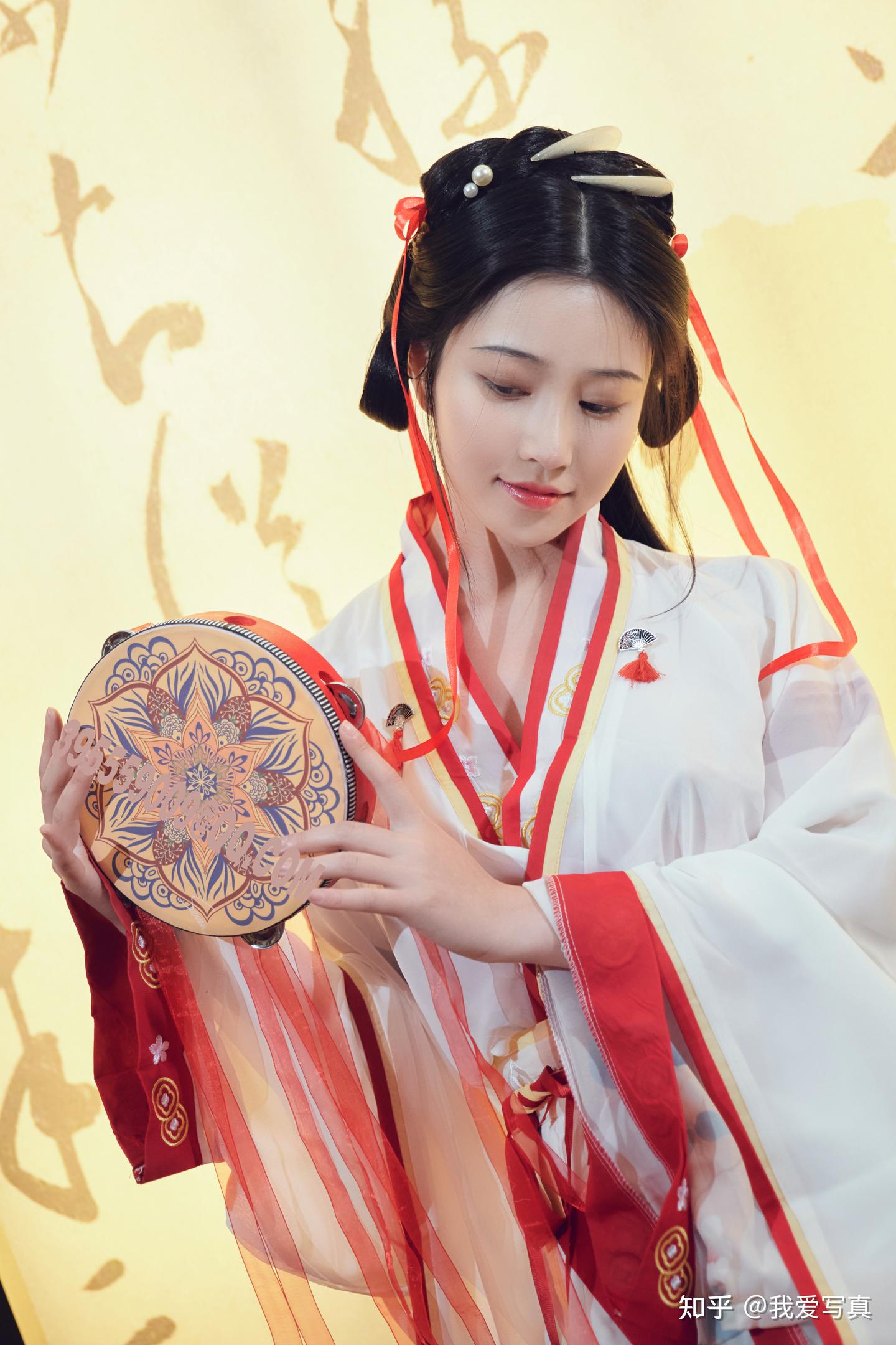 年年Nnian – 全套124期&附视频写真合集【37.5G】 - 知乎