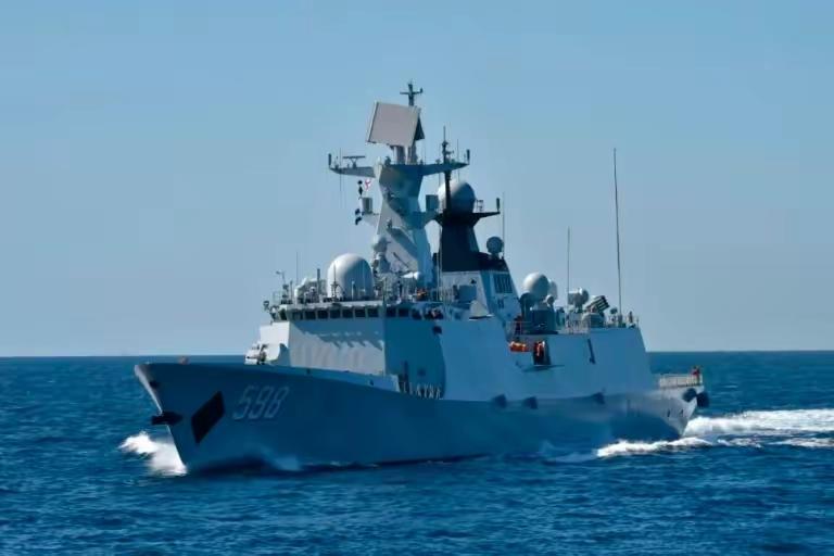 052D小型编队不声不响来到大西洋 - 知乎