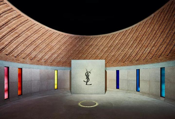 设计美学 | YSL 博物馆，每块砖都充满着时尚与高级 - 知乎
