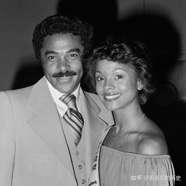 老照片 70年代的环球小姐选美赛冠军 委内瑞拉真的出美女 - 知乎