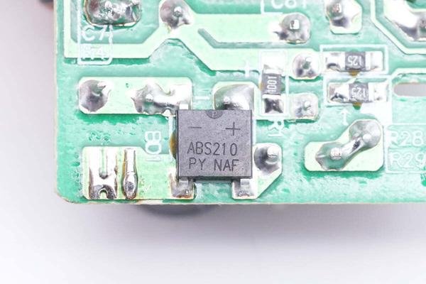 拆解报告：ZTE中兴22.5W充电器STC-A51030A2 - 知乎