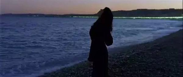 20个发生在海边的电影镜头，经典治愈！ - 知乎