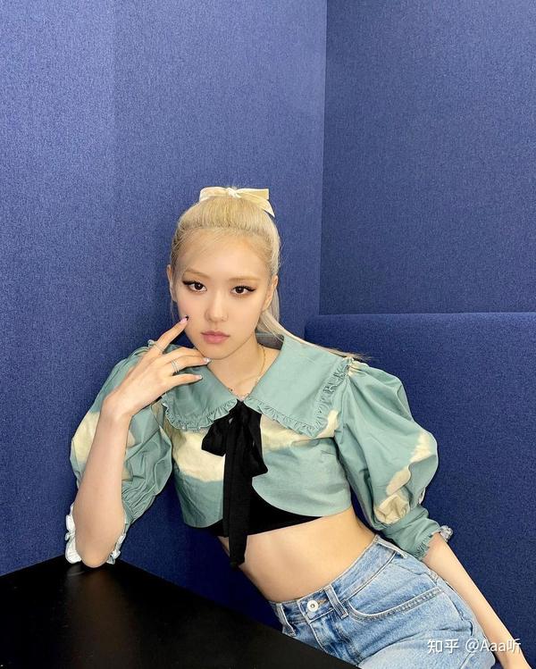 ROSIE 绝美图集 - 知乎