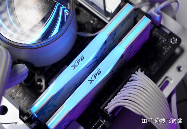 Z690吹雪主板颜值搭档：XPG龙耀DDR5吹雪联名内存评测 - 知乎