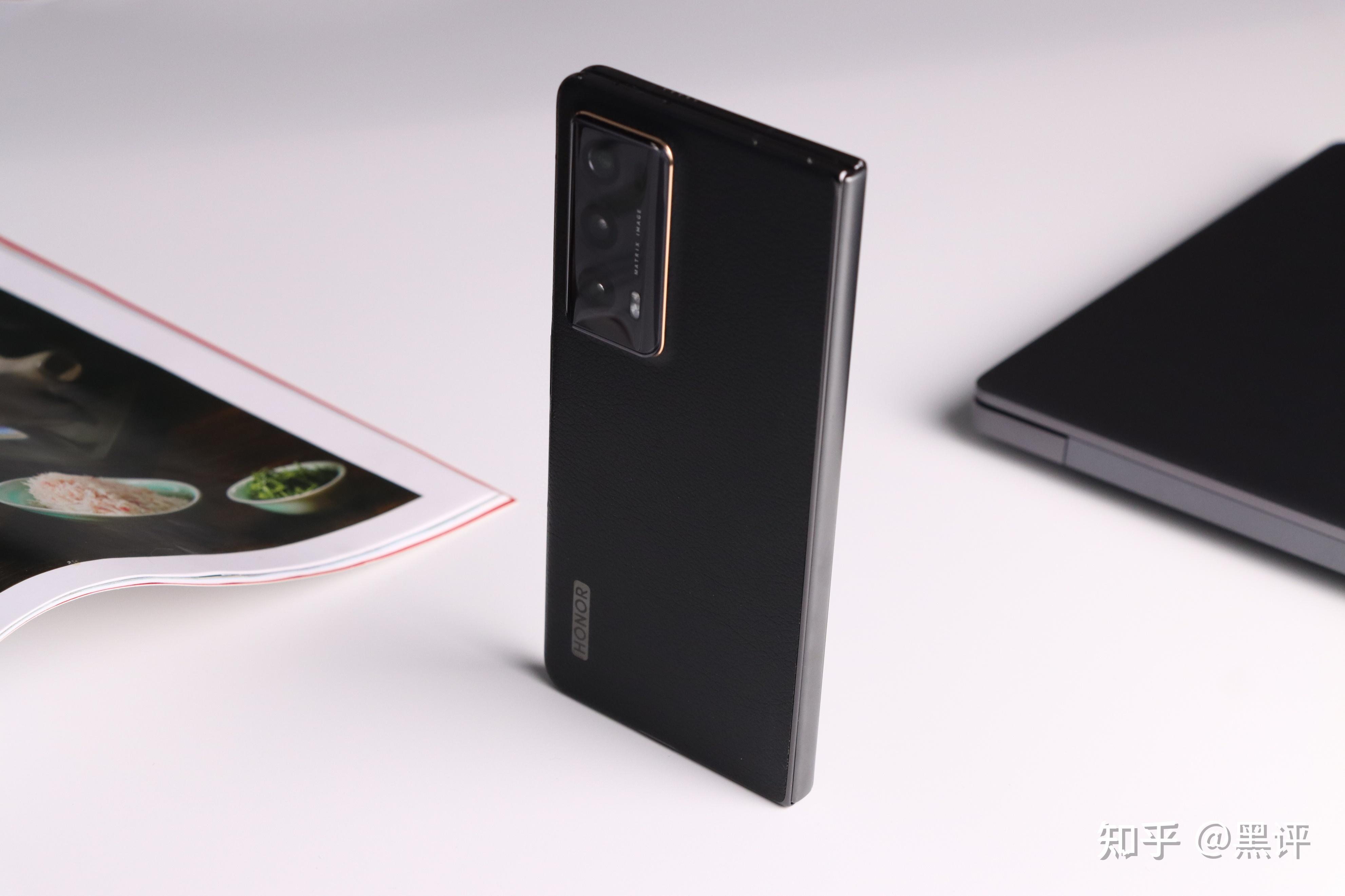 荣耀Magic V2评测报告：更轻、更薄，多维度技术创新赋能体验升级 - 知乎