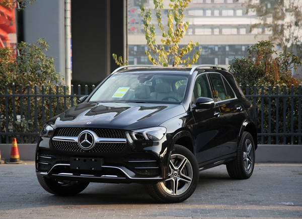 奔驰GLE：外观有气势，动力配置丰富，全系四驱加持 - 知乎