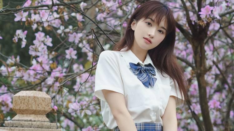 在感情里，女人越 主动”，男人越疼惜 知乎