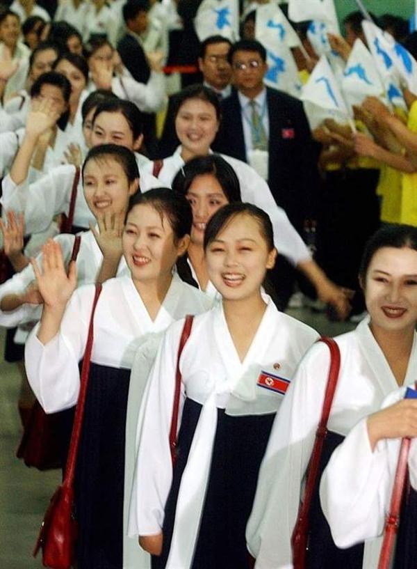 朝鲜女性:15种发型,美的自然,追逐时尚,32元发型堪比1袋大米 知乎