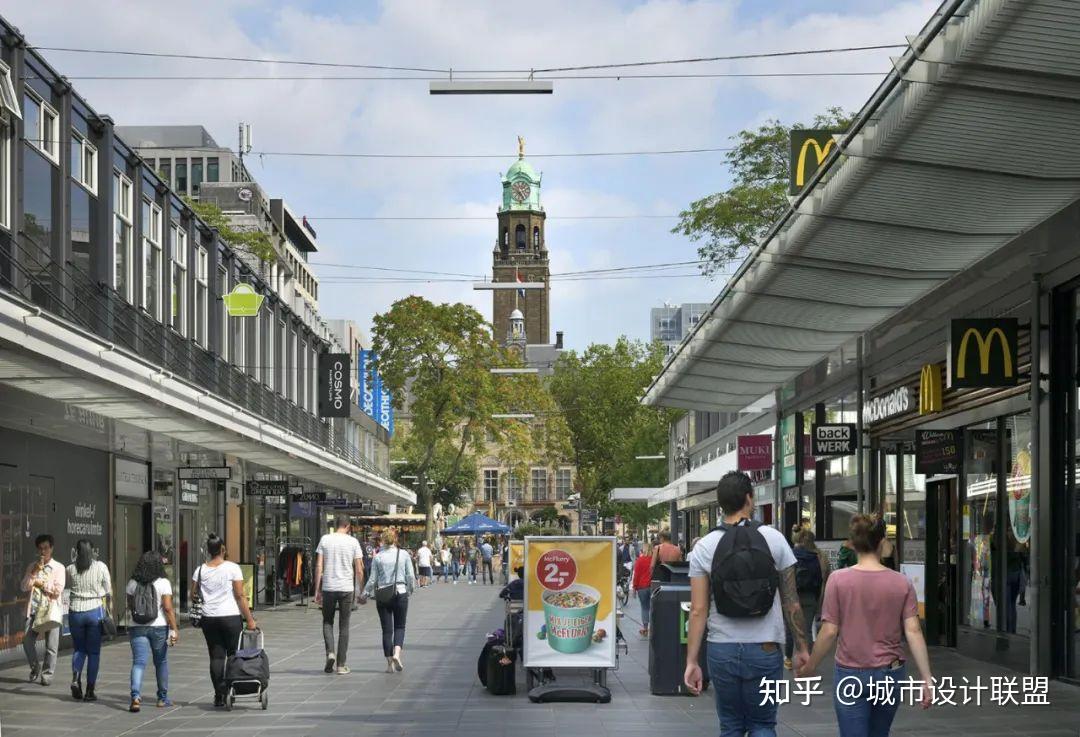 简约且经久不衰的“老”现代街道——鹿特丹林班街（Lijnbaan） - 知乎