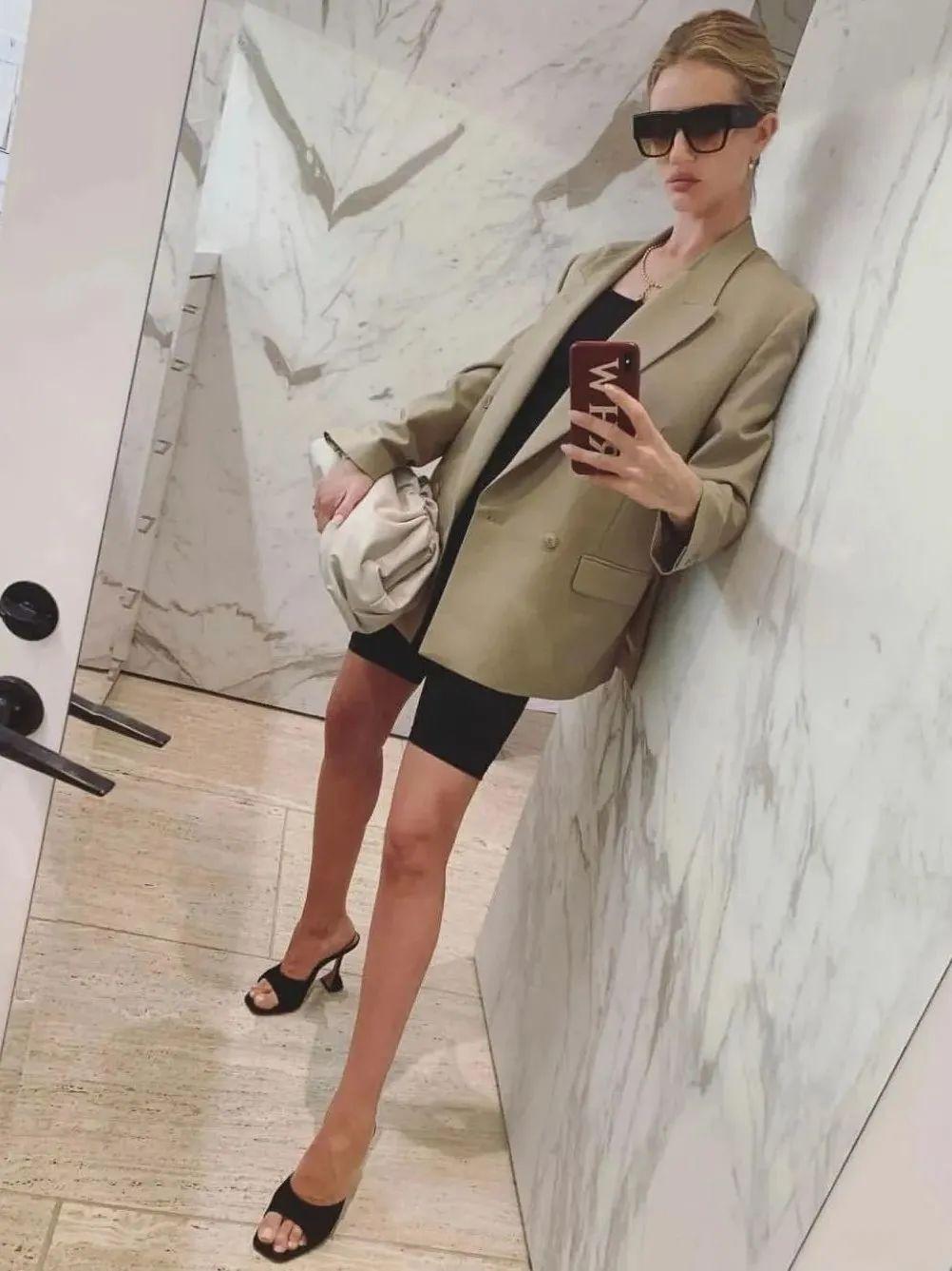 Low Classic丨当现代极简美学与古典主义完美共存 - 知乎