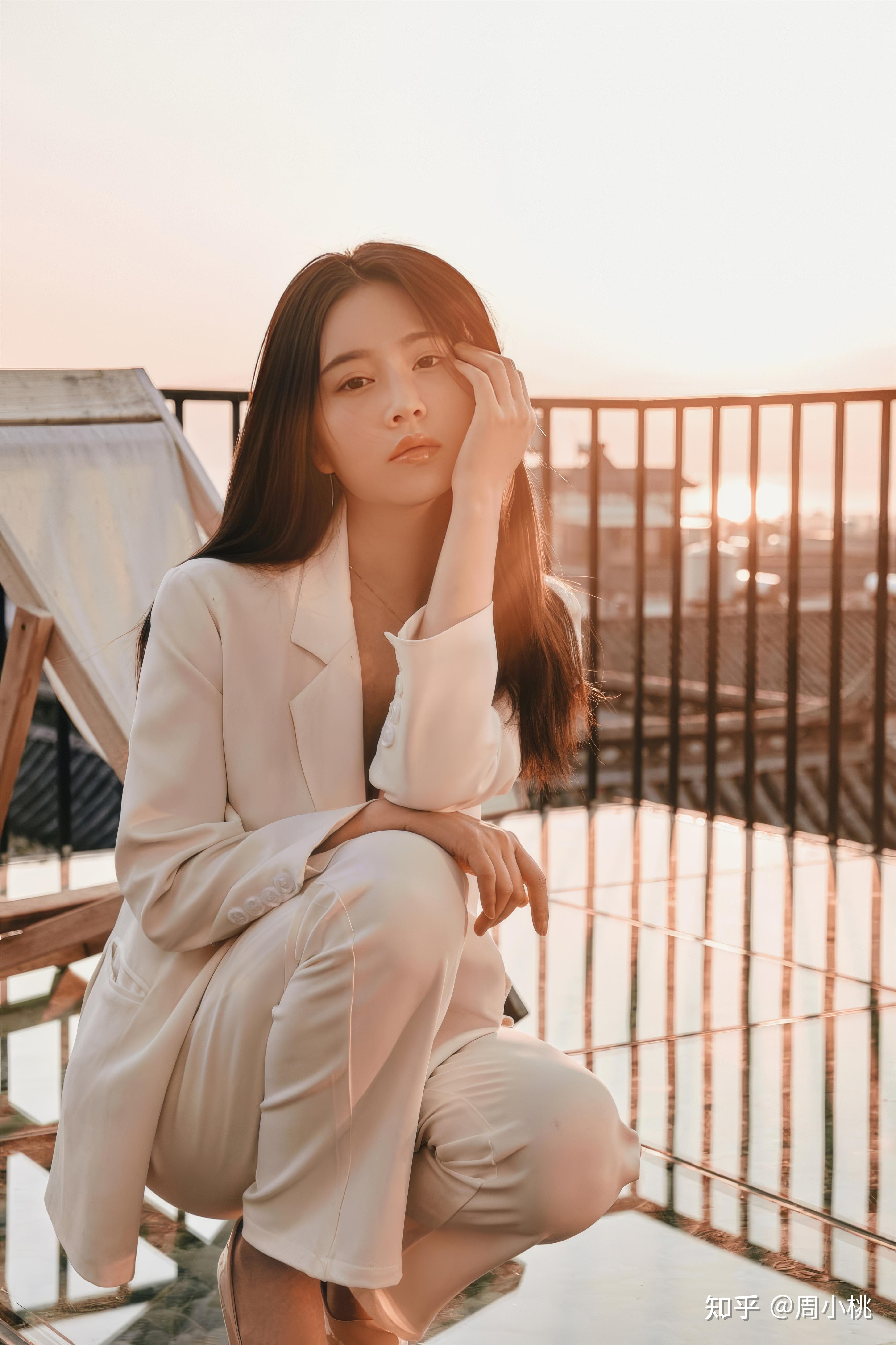 年年Nnian – 全套124期写真合集附随包视频【37.5G】 - 知乎