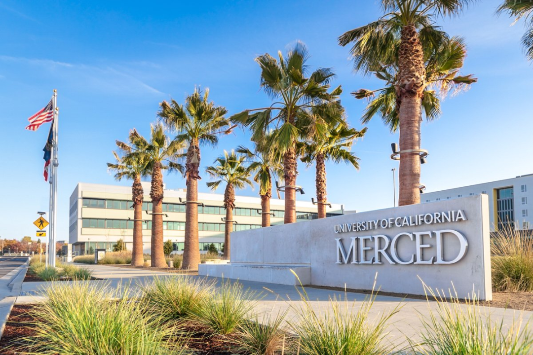 走进世界名校 | 只用了17年就闯进百强的大学——UCM - 知乎