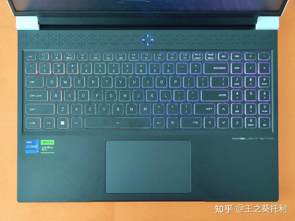 机械师曙光16Pro上手使用及测评：一款搭载英特尔第13代酷睿处理器+RTX4060独显的超酷炫游戏本！ - 知乎