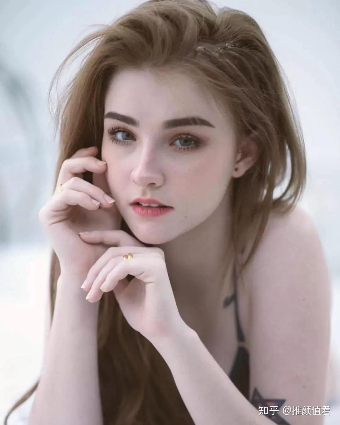 Jessie Vard就是那个拥有E罩杯和神仙胴体的少女 - 知乎