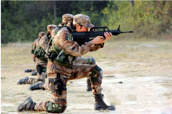 全是干货 | 真人CS握枪与射击姿势有哪些？ - 知乎