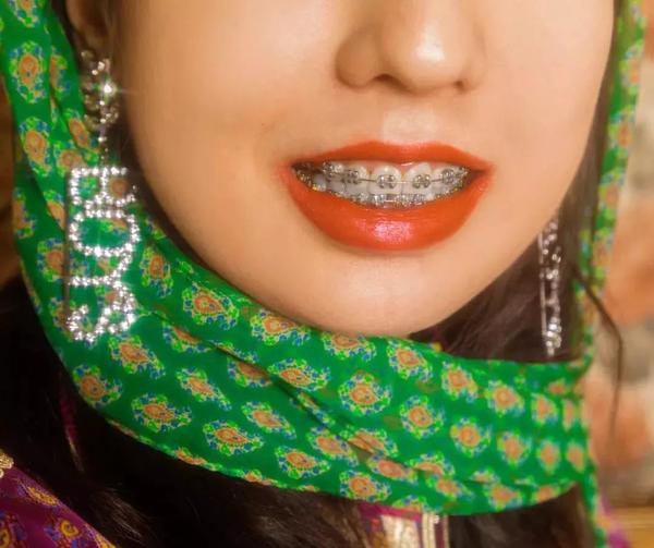 博物馆照明之高台当代艺术中心：新疆地区第一家！埃克苏（AKZU）倾情呈现两大艺术展览！ - 知乎