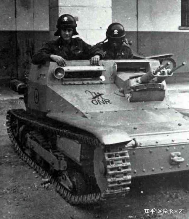 难堪大用但不得不用的铁甲豆骑——意大利CV33超轻型坦克 - 知乎