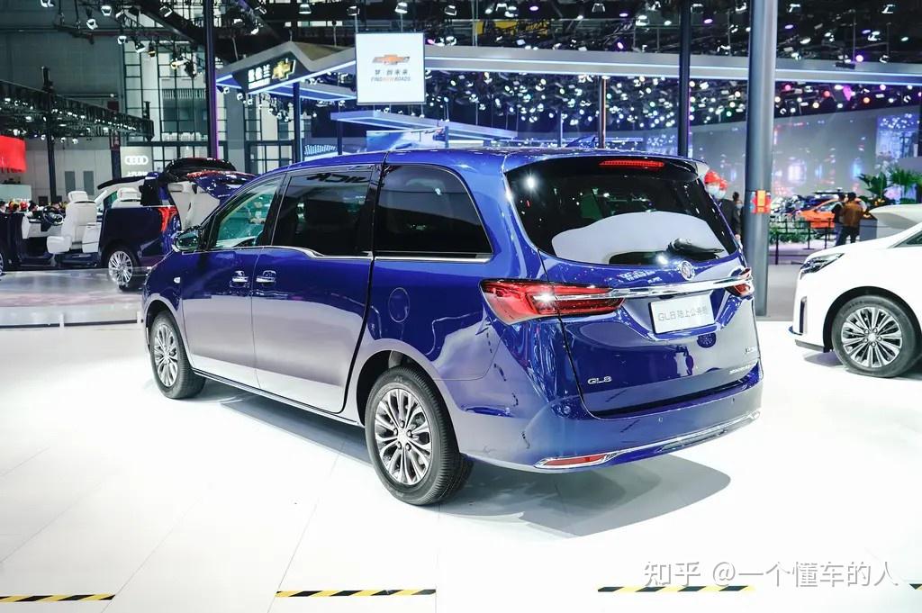 2023全新别克GL8，MPV界的霸主！30万左右的预算，选商务还是越野？ - 知乎