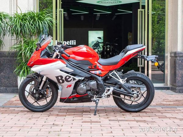 贝纳利双缸252跑车，能否刮起你心中的龙卷风 - 知乎