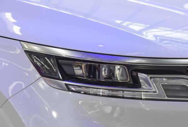 起亚最新款MPV即将上市，搭2.2T柴油发动机，造型霸气不输别克GL8 - 知乎